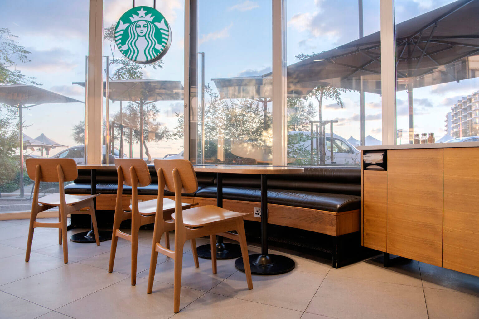 Starbucks – SAW Ltd.